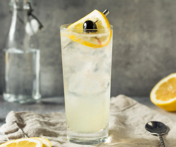 Raspberry Tom Collins – Le Boulevard